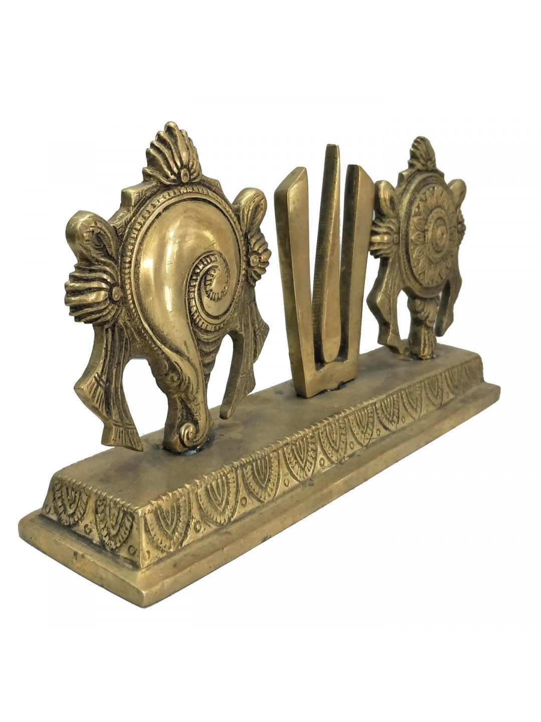 Shanku Chakra Nama Brass Statue | Wecomart - Buy Authentic Indian ...