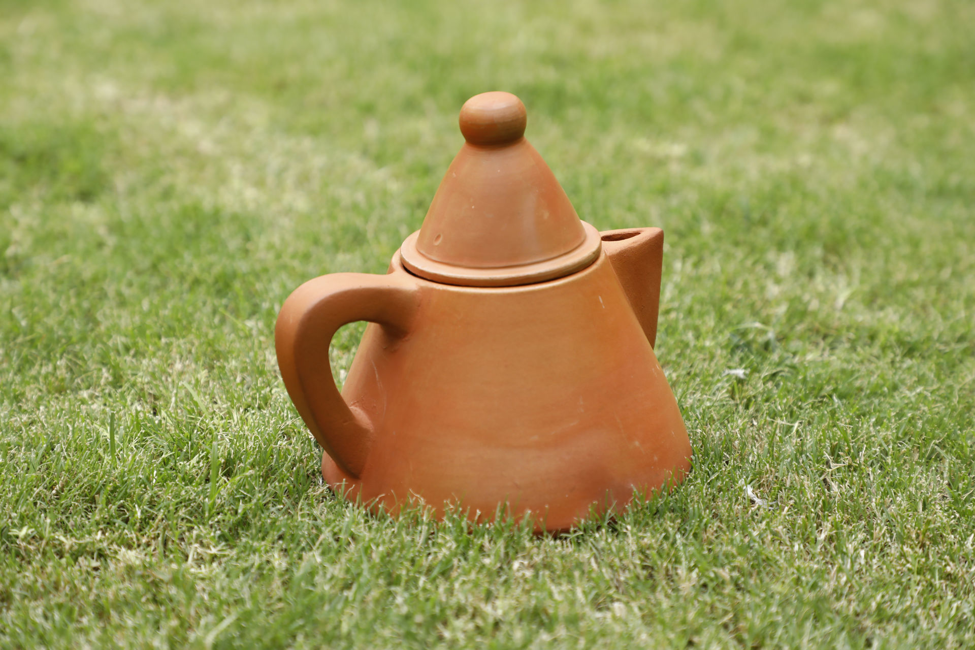 Conical Tea kettle | Wecomart - Buy Authentic Indian Handicrafts Online