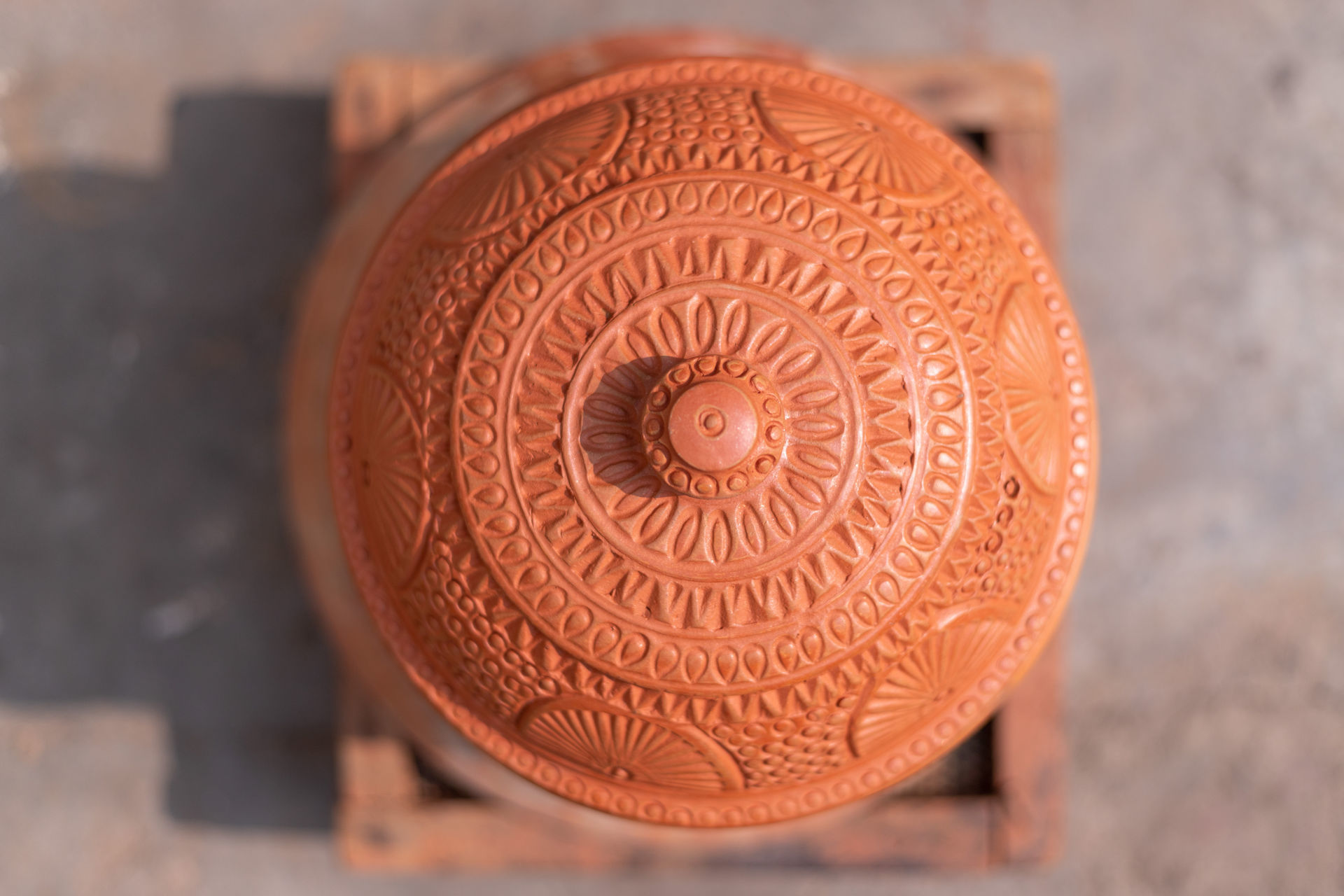 Designer Roti Box with Lid | Wecomart - Buy Authentic Indian ...